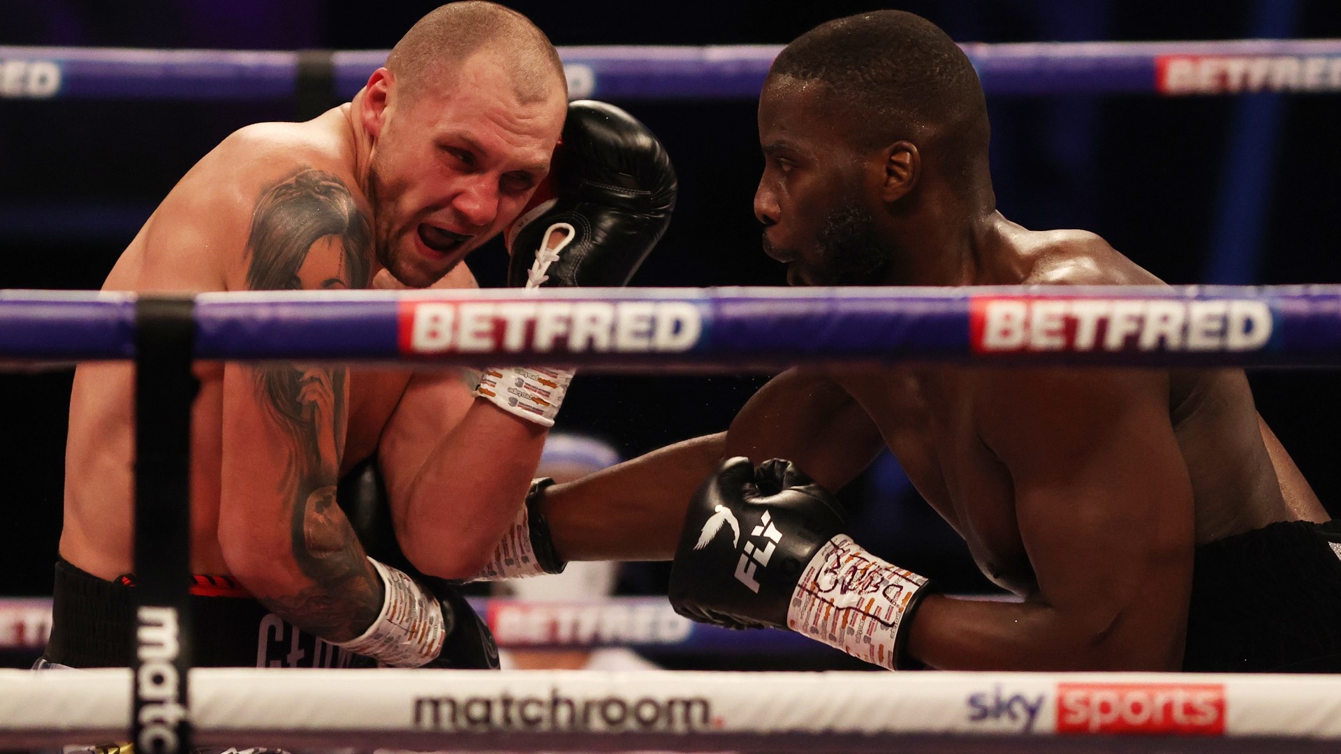 Ver Okolie vs. Glowacki (2021) Online | DAZN US