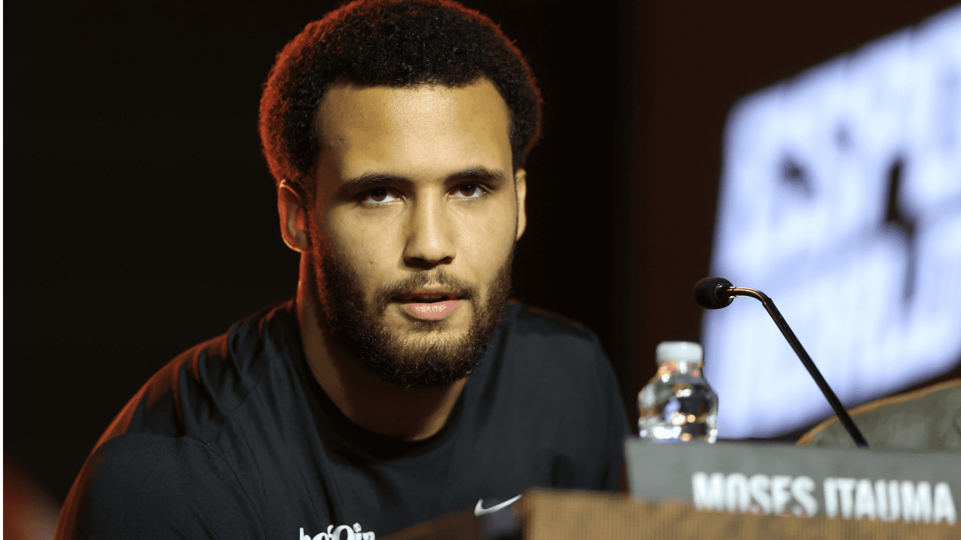 Regarder Itauma vs. Franklin: Launch Press Conference en Direct Live ...