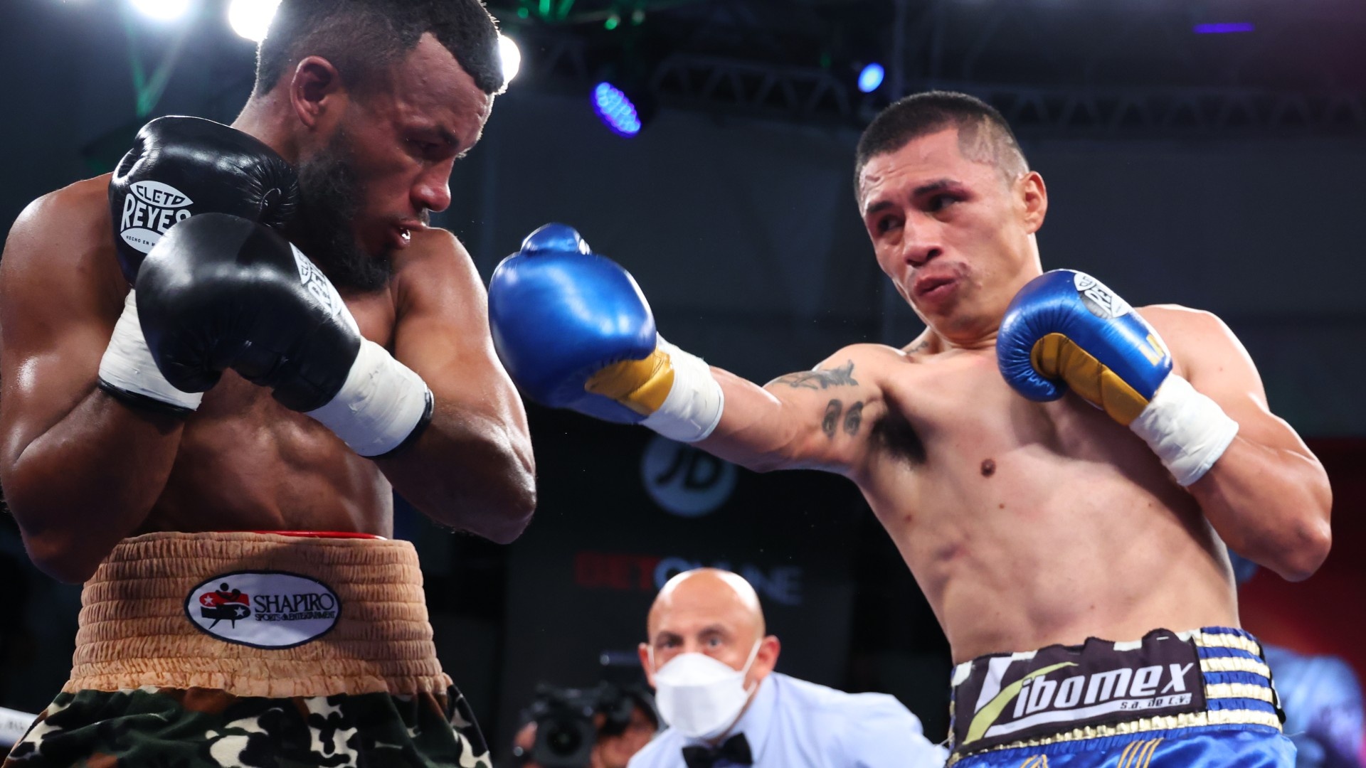 Watch Lara vs. Sanmartin (2022) Online | DAZN TV