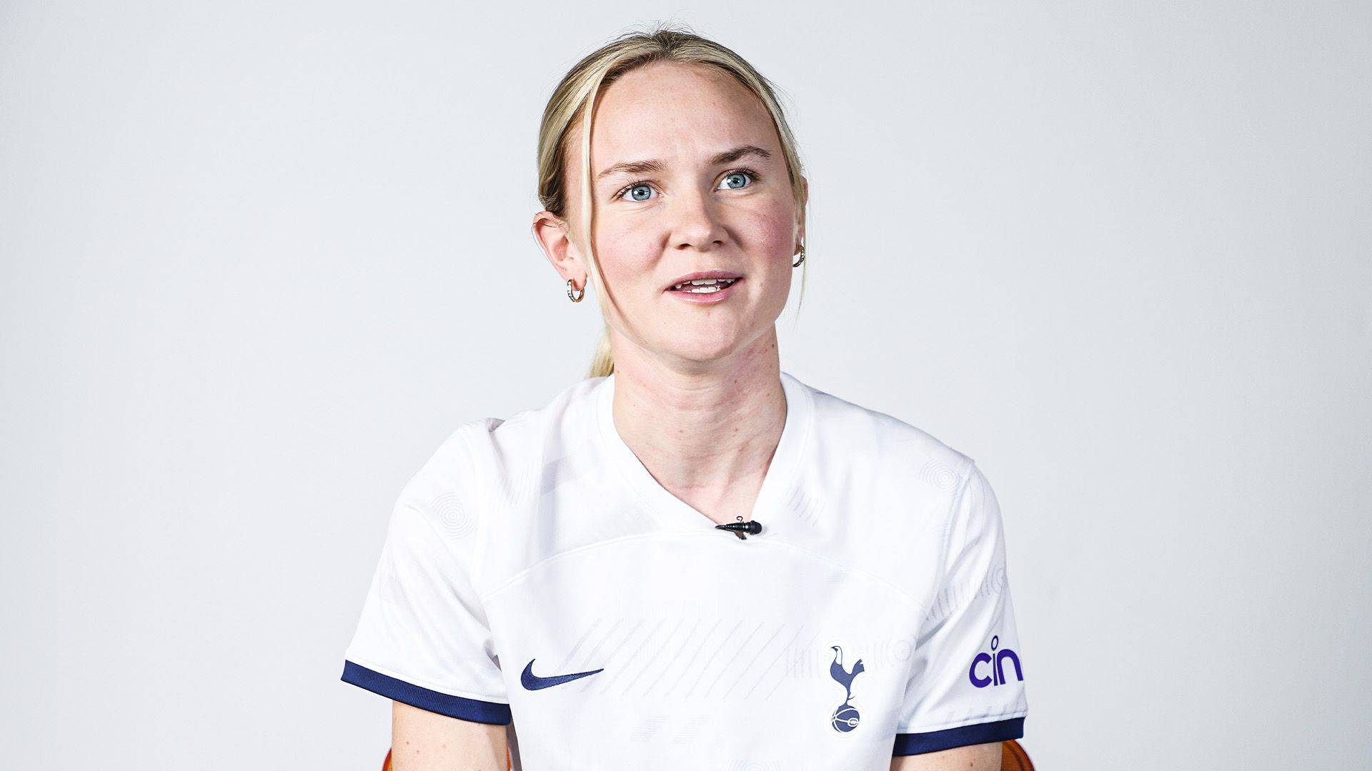 Ve First Interview | Matilda Vinberg Online | DAZN MX