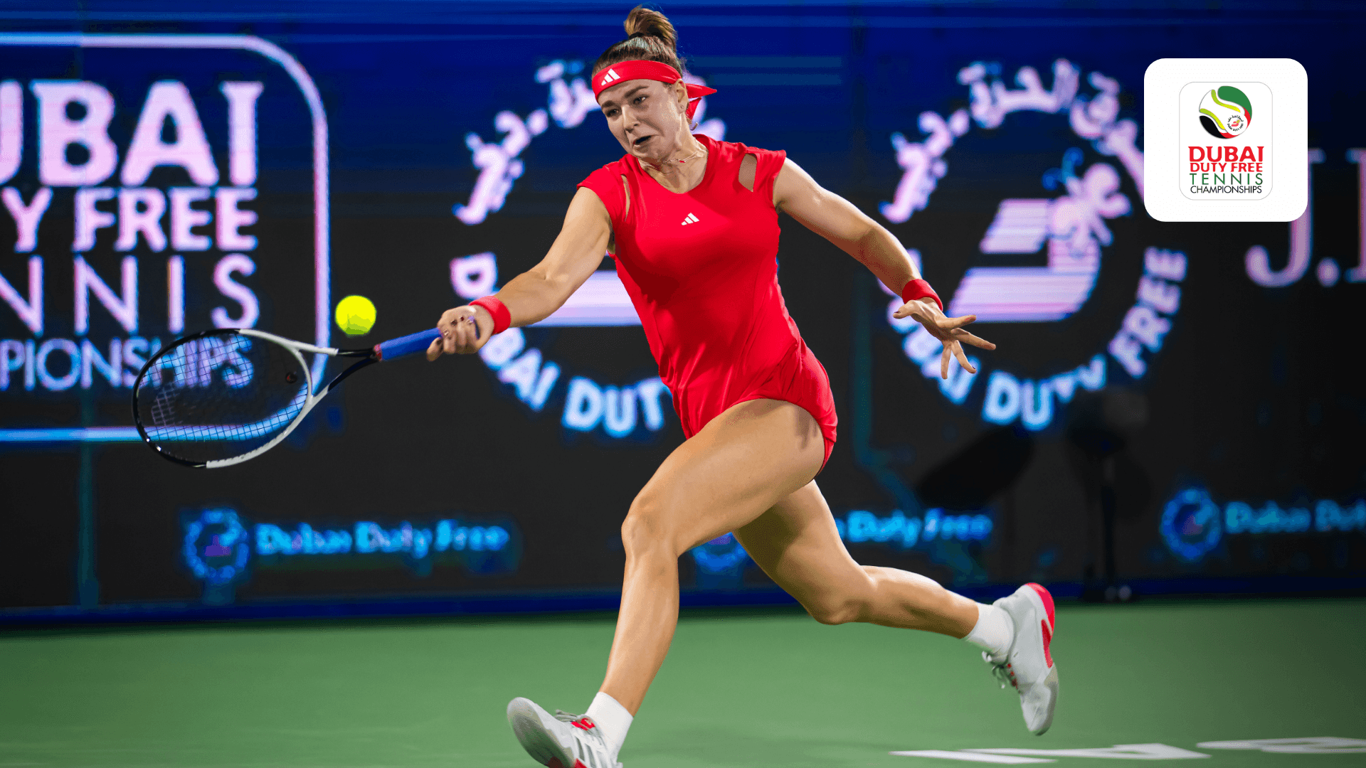 شاهد موخوفا ضد كيرستيا على الإنترنت | DAZN QA