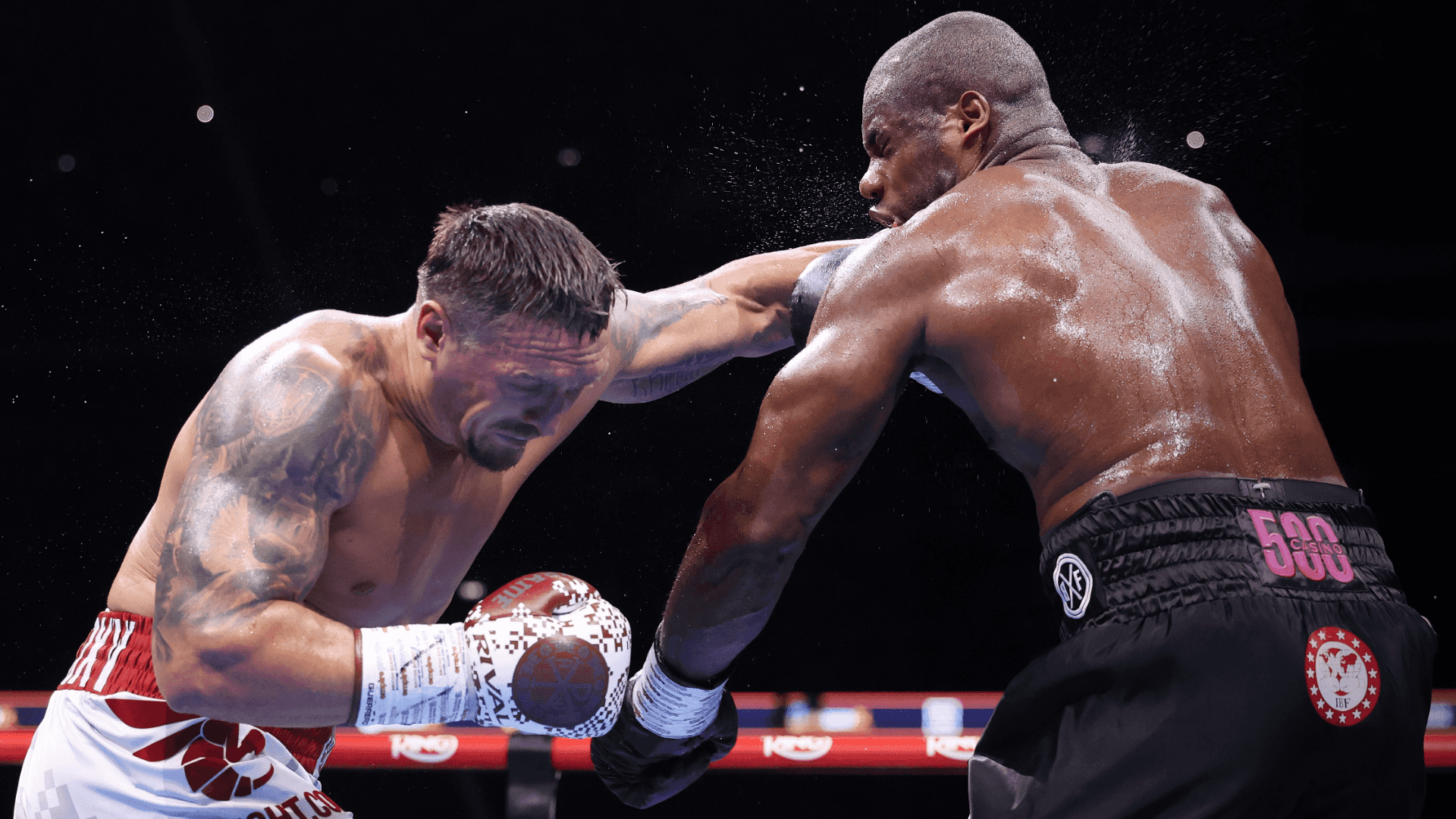 شاهد أوسيك ضد ديوبوا 2: ملخص النزال على الإنترنت | DAZN PS