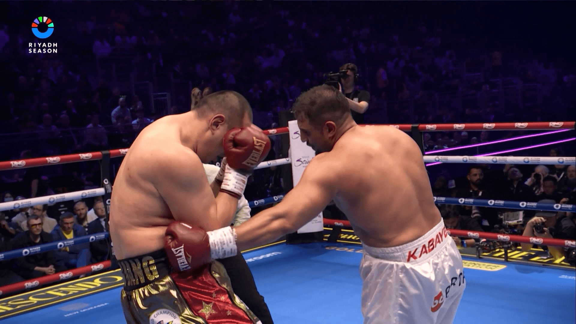 Agit „Leberking“ Kabayel | Jetzt Anmelden | DAZN DE