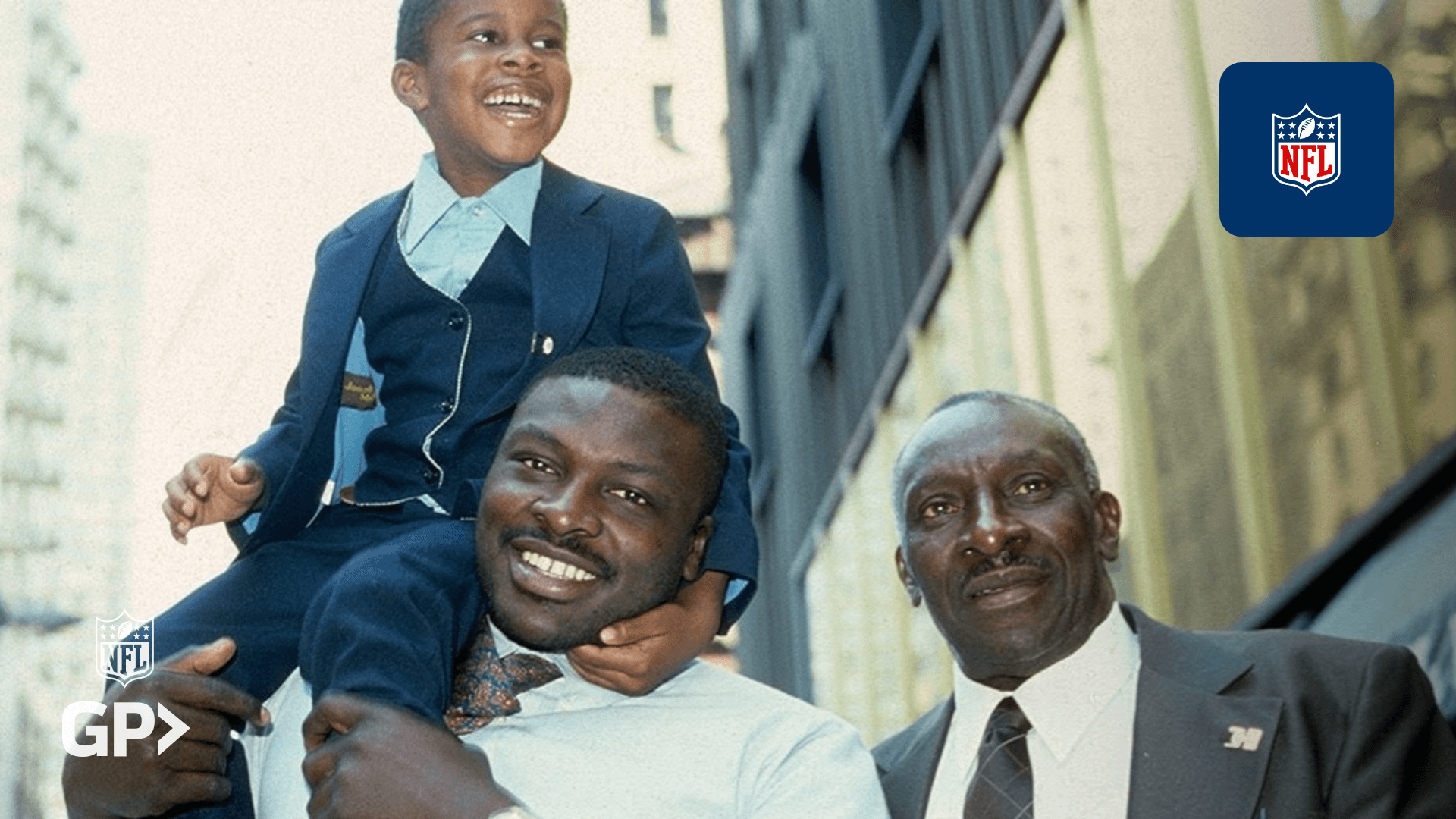 1984: USFL vs. NFL Streaming | DAZN IT