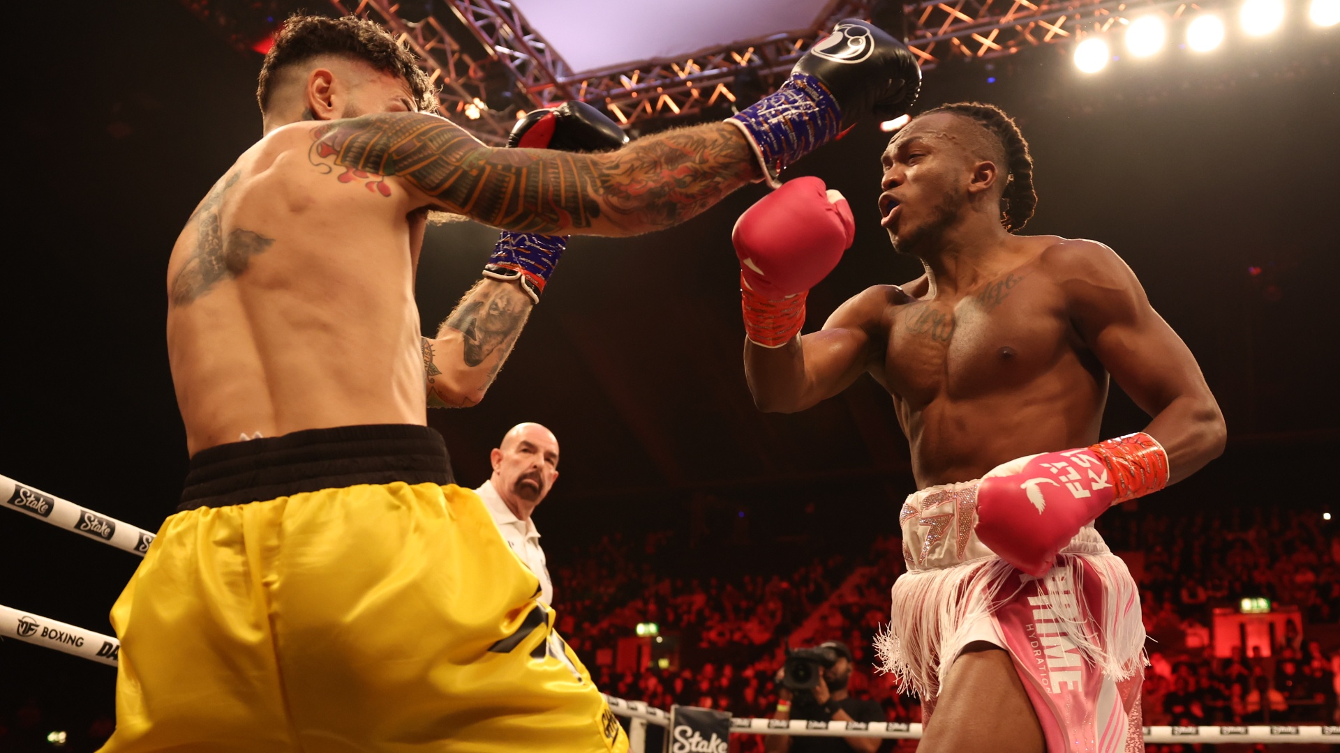 Watch Classic Fight: KSI vs. FaZe Temper Online | DAZN AT