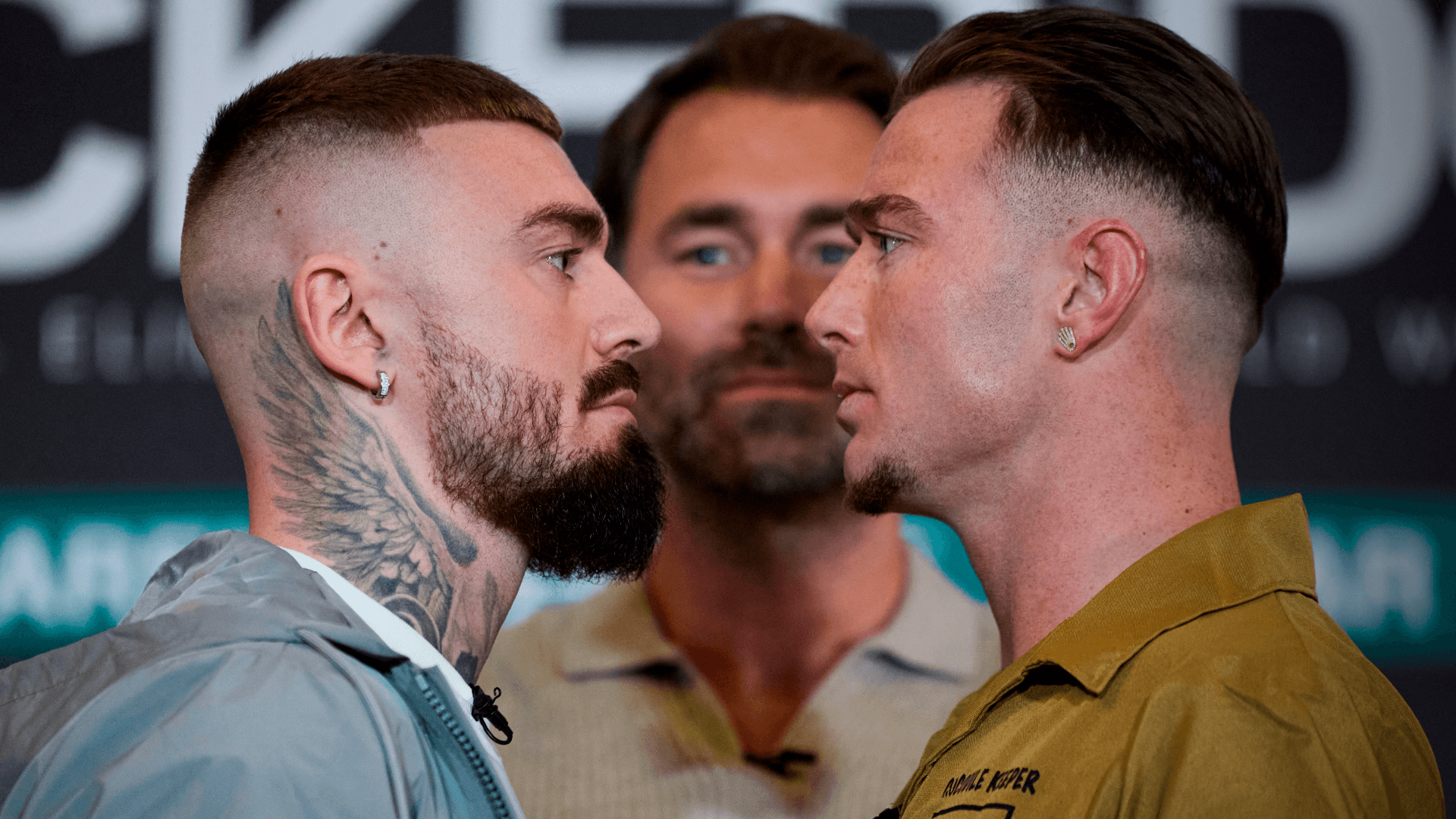 شاهد البث المباشر لـ كروكر ضد دونوفان: المؤتمر الصحفي | DAZN SA