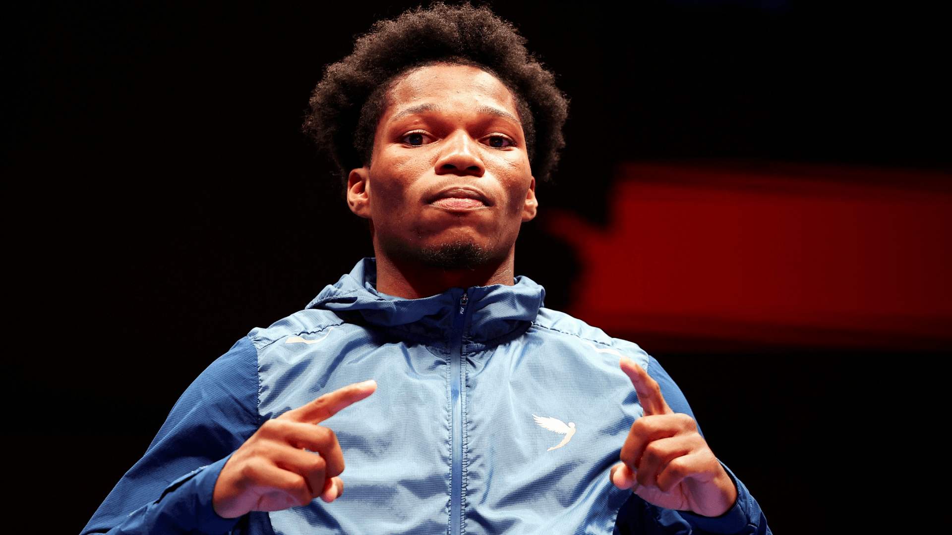 Regarder Ford contre Ball : un choc des styles Online | DAZN CA