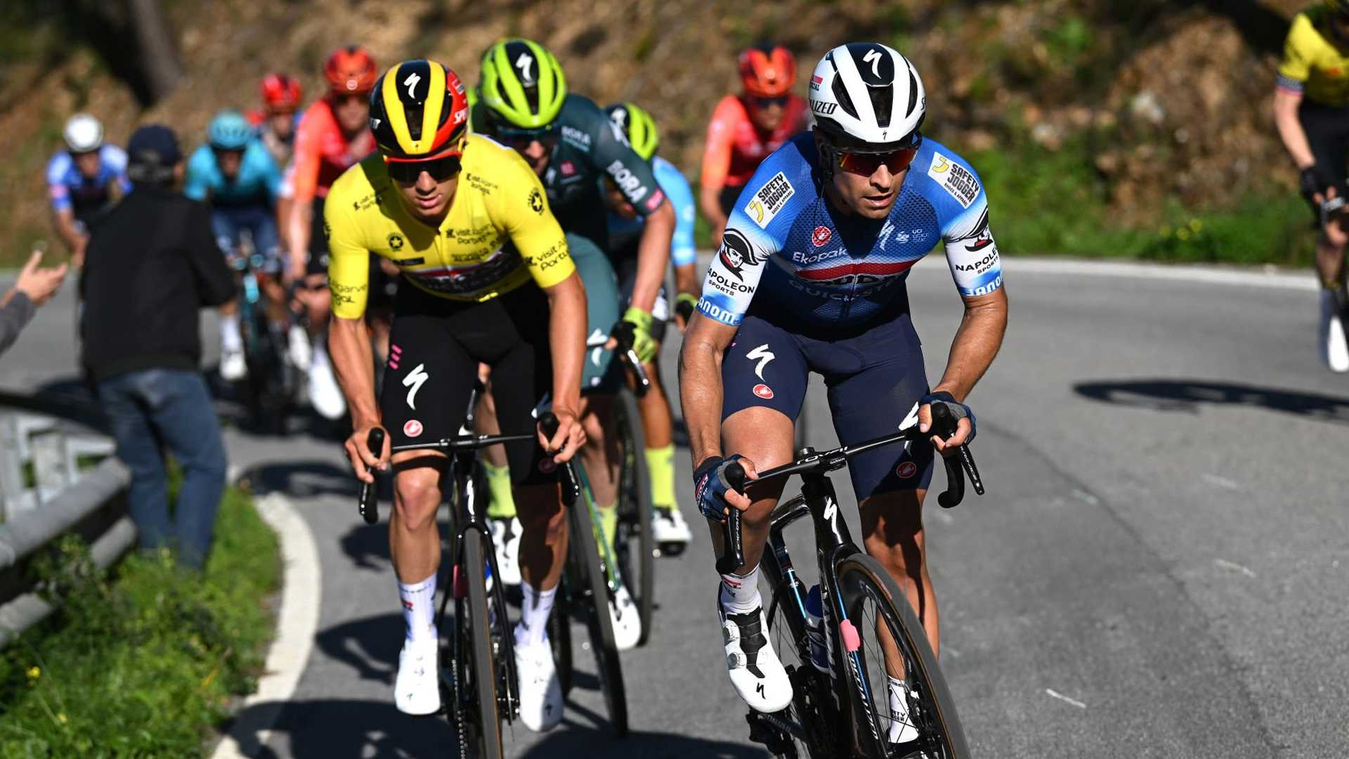 Watch Cycling Live Stream Online | DAZN ES