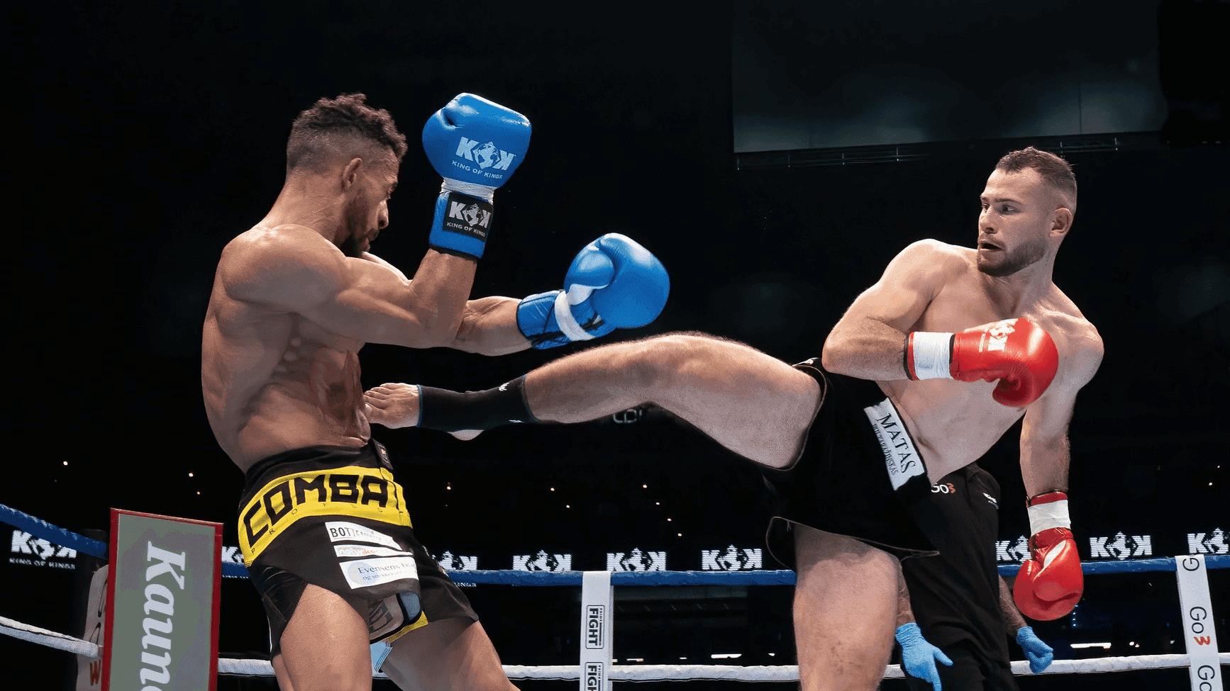 Watch MMA Live Stream | DAZN CA