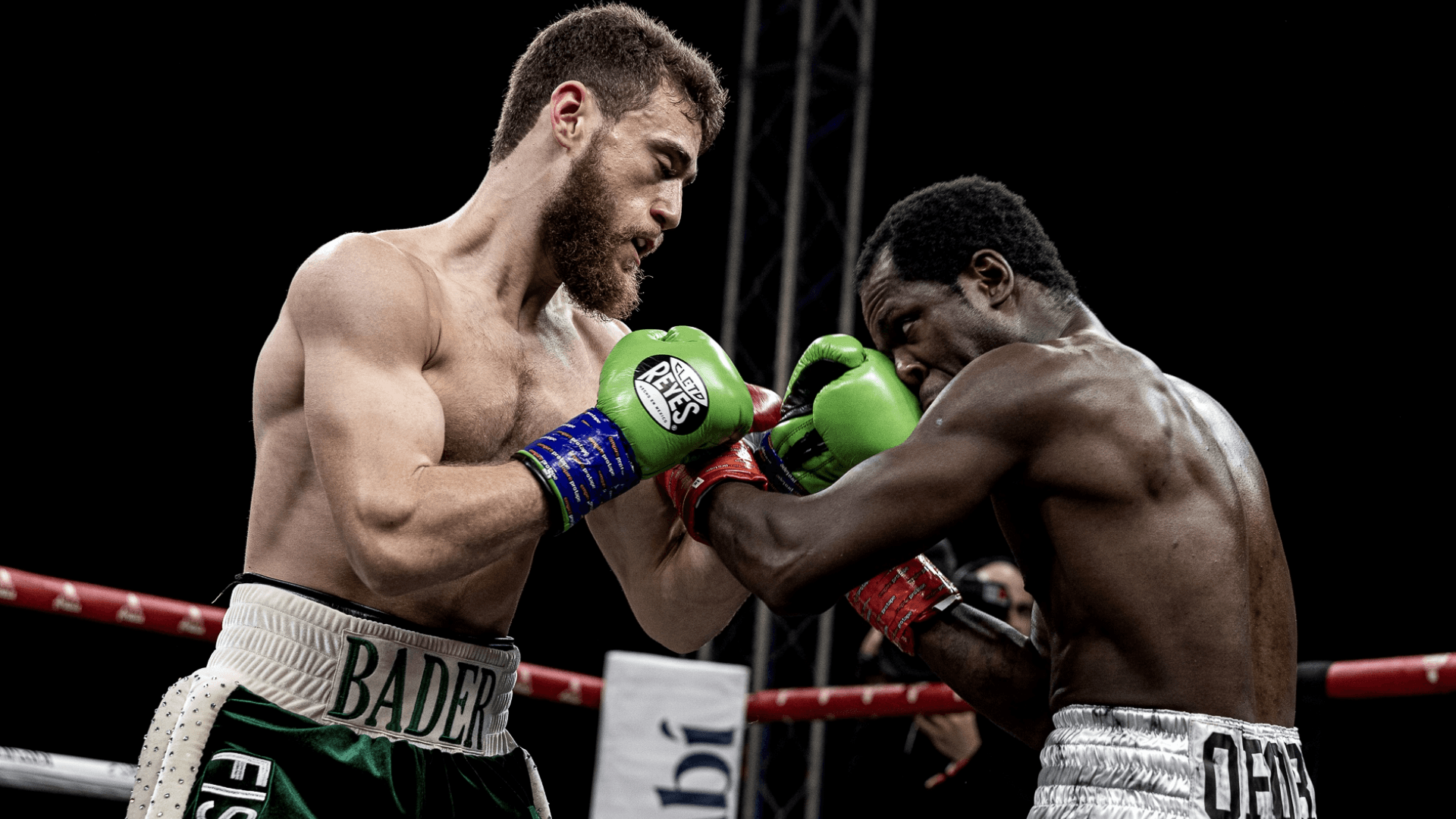 Ver Samreen vs. Ofori: Full Fight Online | DAZN ES