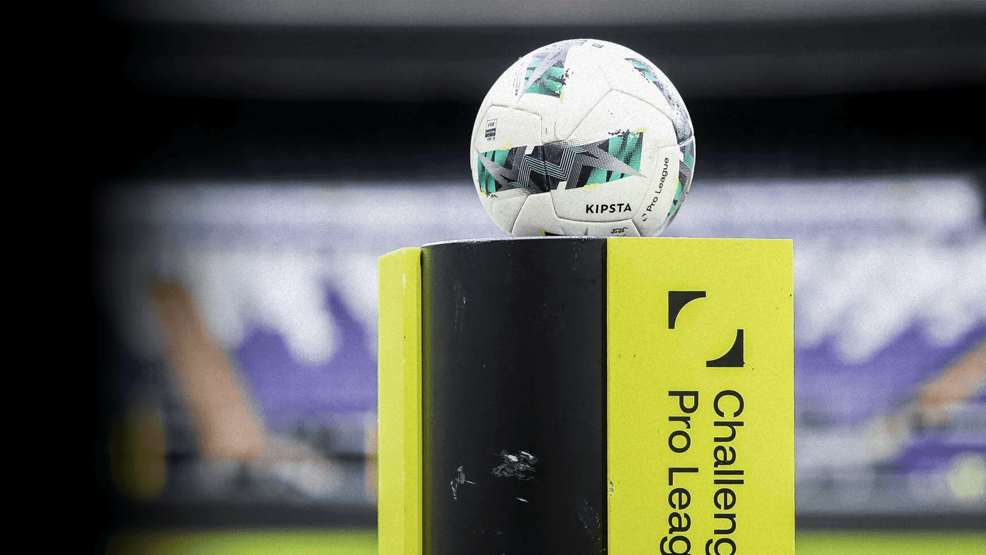 Regardez les diffusions en direct de Challenger Pro League | DAZN BE