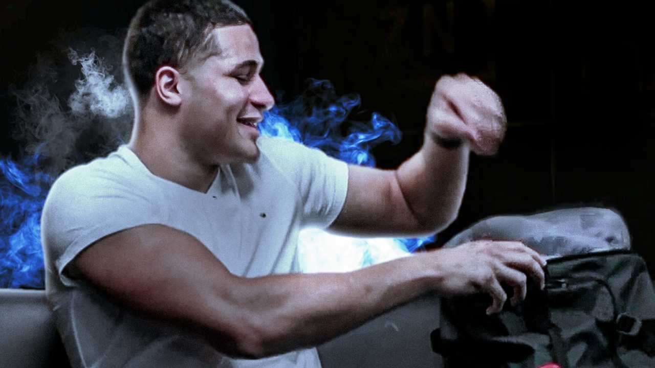 Regarder Delicious Orie: What's in My Training Bag Online | DAZN FR