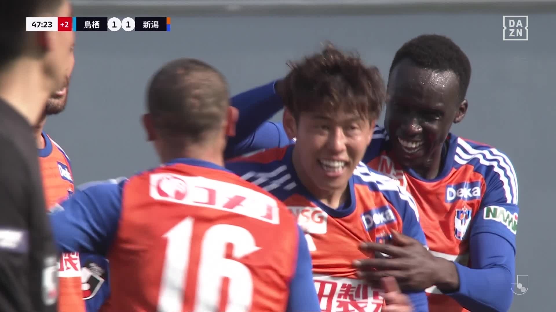 「2・3月のJ1ベストゴールはコレ！」谷口海斗（新潟）驚愕のロングシュートを今すぐ観戦 | DAZN JP