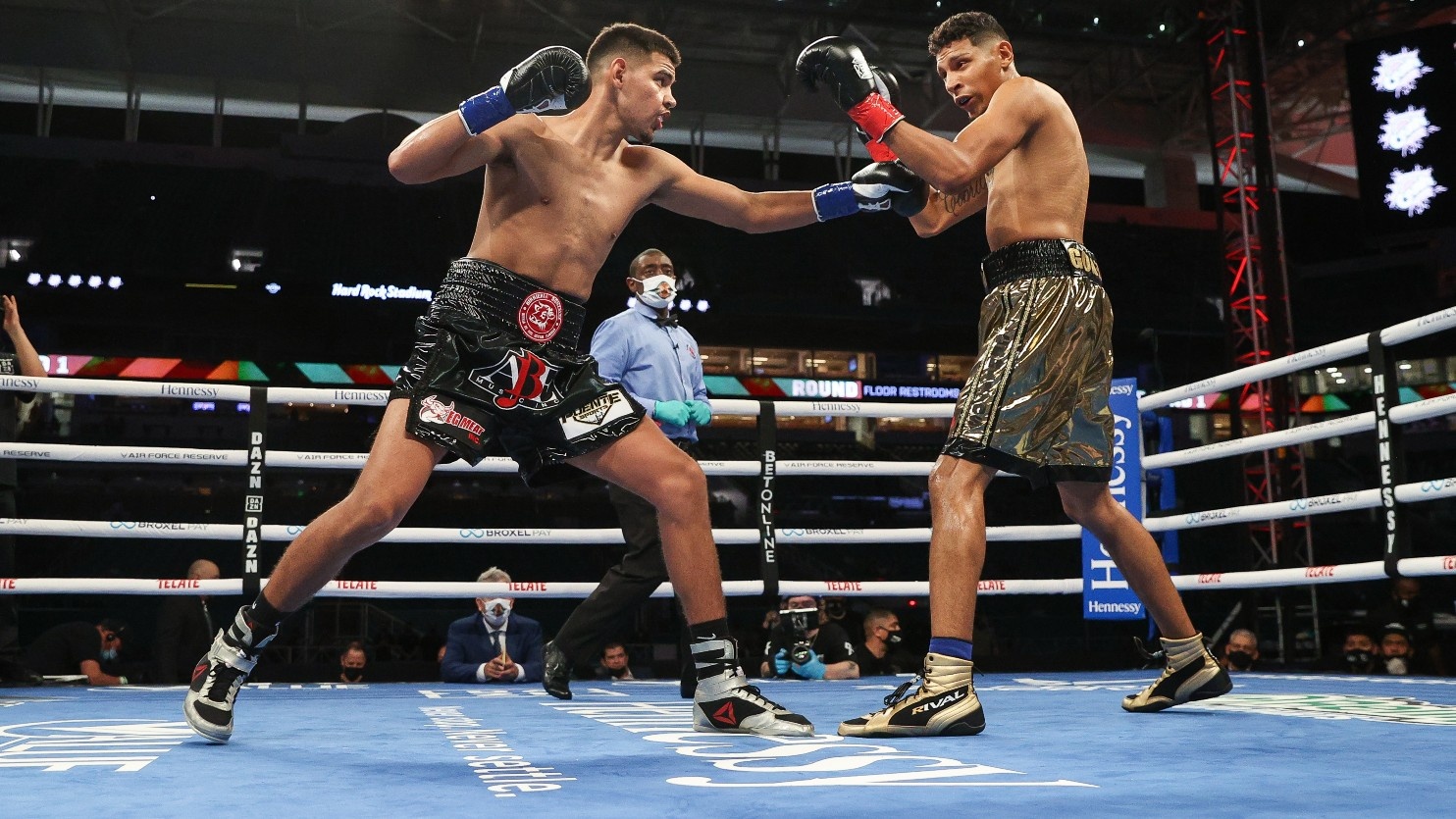 Watch Pacheco vs. Gomez Jr. (2021) Online | DAZN NE