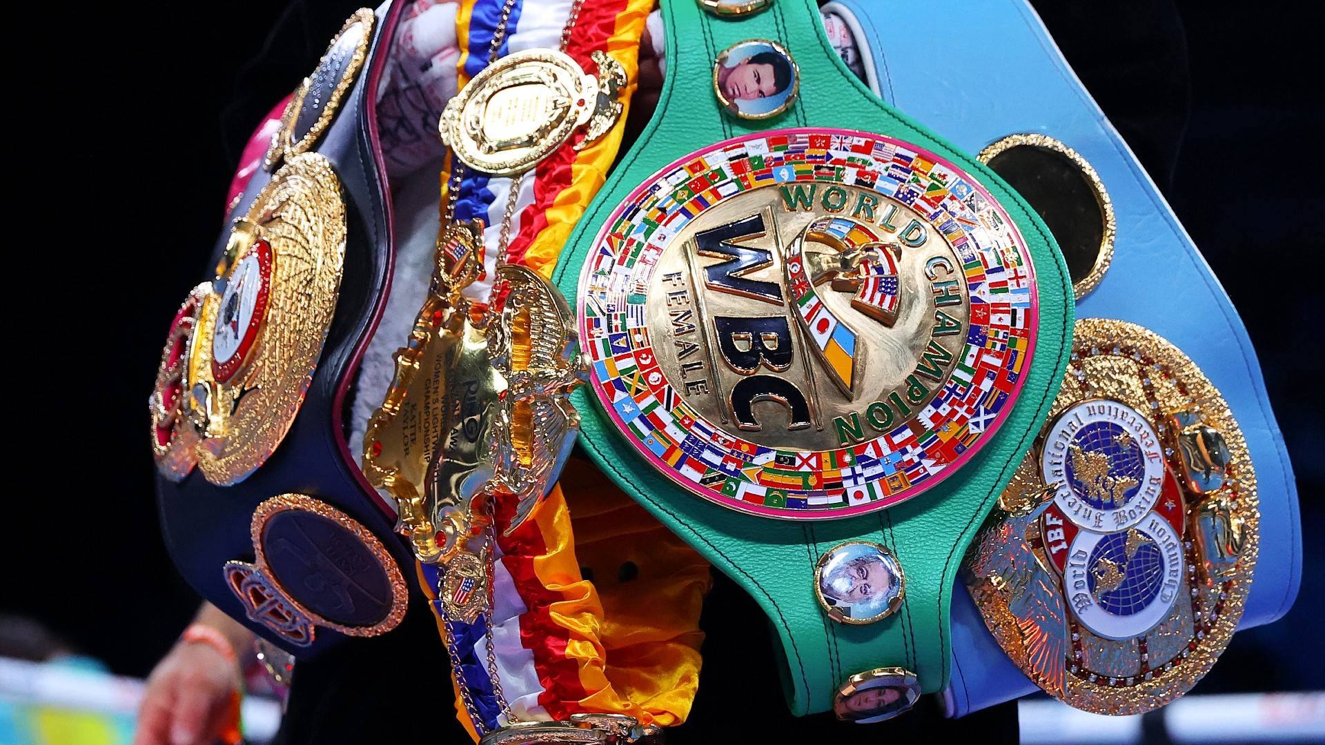 Assista a Boxe ao vivo | DAZN BR